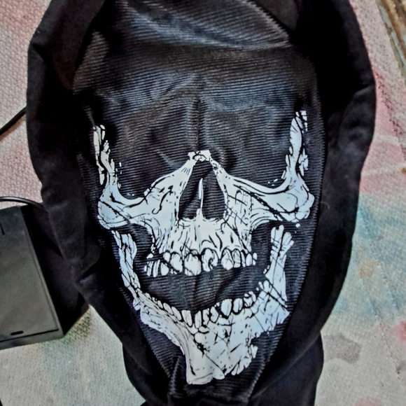 Costumes | Fade Inout Skeleton Phantom Costume With Light Up Eyes Lg ...